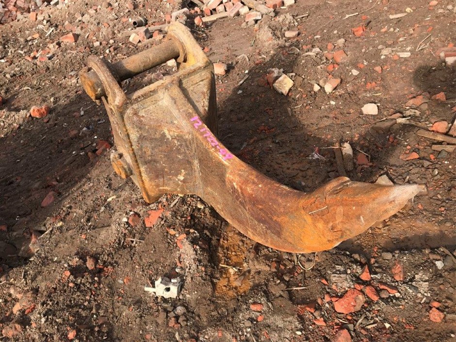 1x Excavator Single Tyne Ripper Attachment Auction (0055-3026000 ...