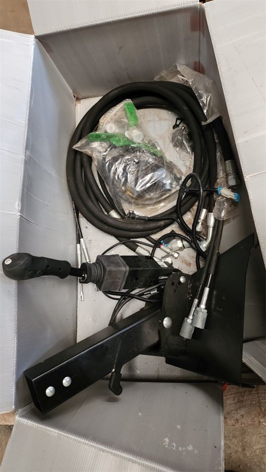 John Deere - Floor Mounted Loader Joystick / Cables and Hoses Auction ...