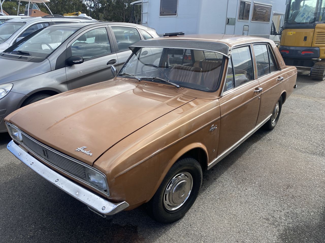 1971 HILMAN HUNTER Automatic Sedan Auction (0001-9043253) | Grays Australia