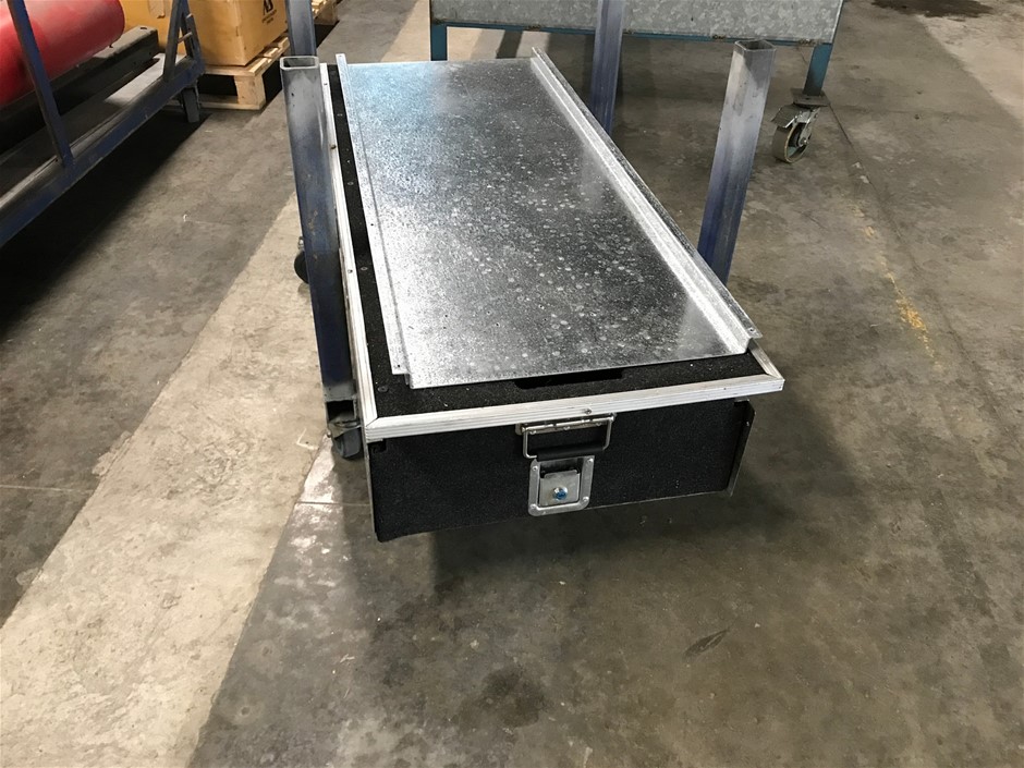 1x Steel Sliding Drawer Storage Box Auction (0120-3026178) | Grays ...