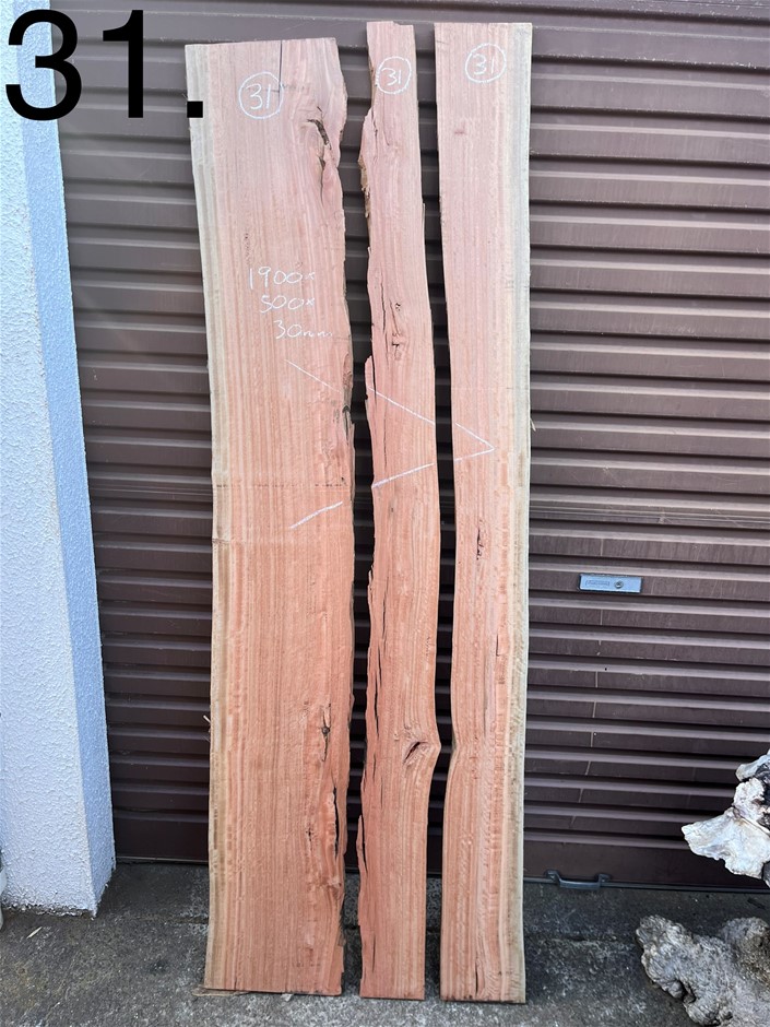 Large Timber Slab - Southern Mahogany Auction (0031-5053530) | Grays ...
