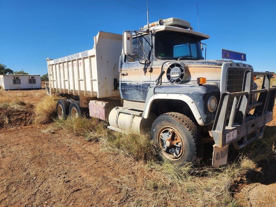 Ford LN 6 x 4 Tipper Truck Auction (0005-7046465) | Grays Australia