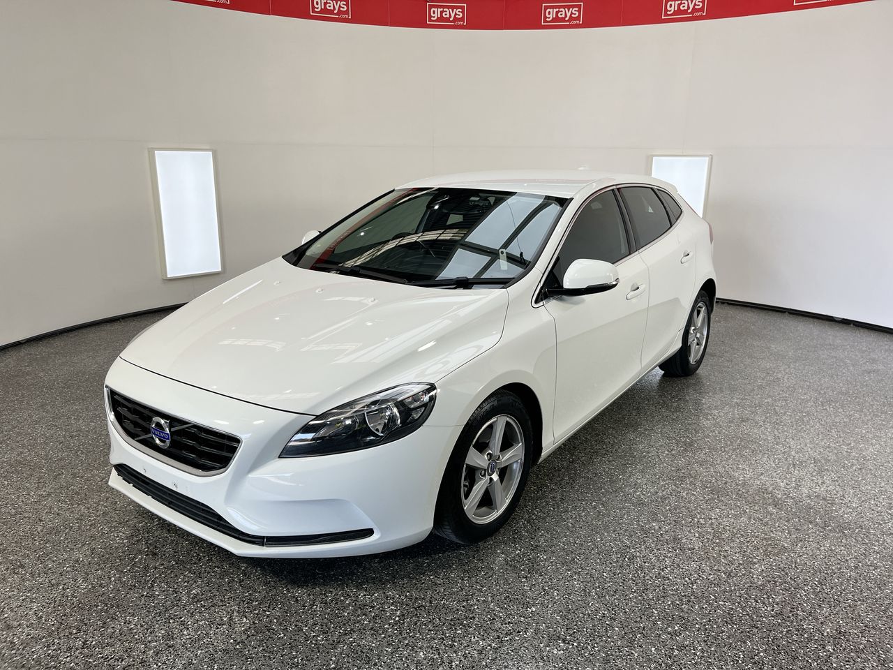 2014 Volvo V40 D2 Kinetic Turbo Diesel Automatic Wagon Auction (0001 ...