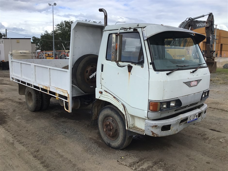 1992 HINO FC 4 x 2 Tipper Truck Auction (0215-7046223) | Grays Australia