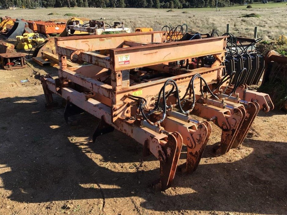 Harrybilt Hydraulic Sleeper Lifter Auction (0030-3028054) | Grays Australia