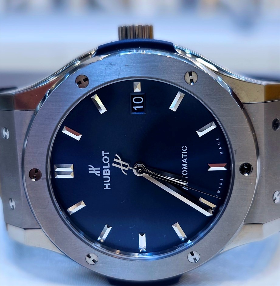 HUBLOT CLASIC FUSION 45MM BLUE DIAL Auction (0013-2554595) | Grays ...