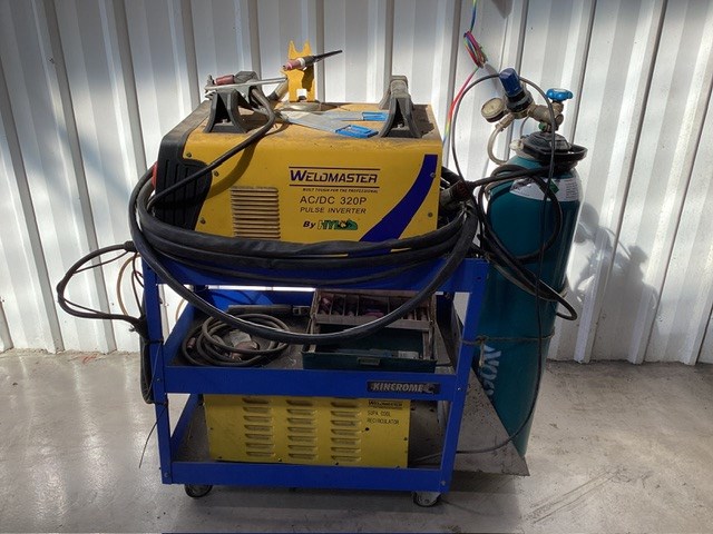 Weldmaster 320P TIG Welder and Recirculator and Liquid Cooled Handpiece ...