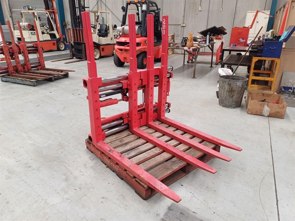 Twin Pallet Handler Auction (0031-5054011) | Grays Australia