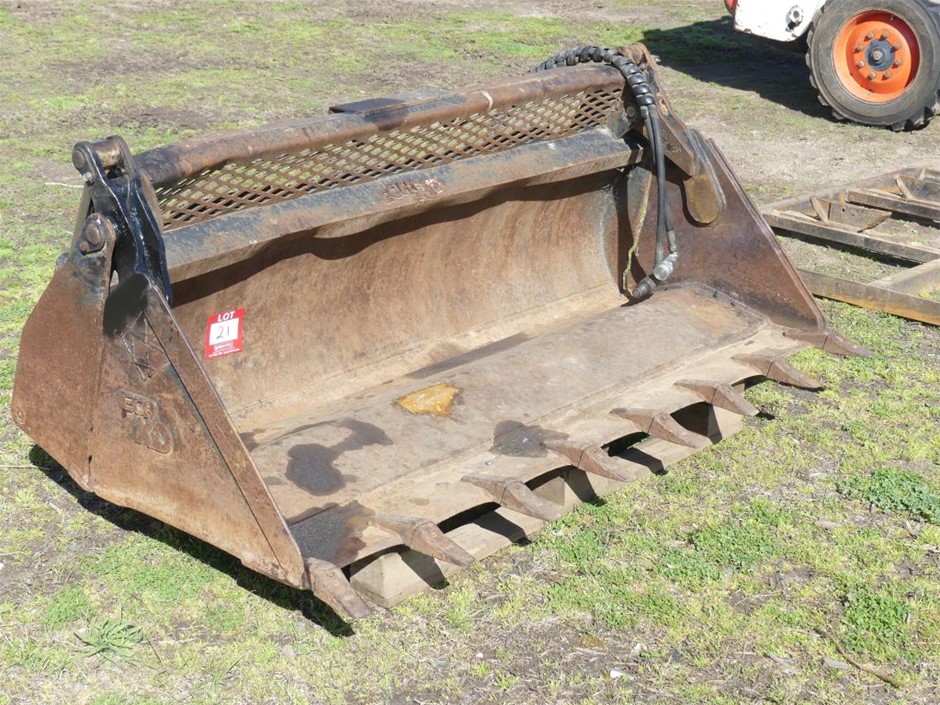 ECH XD 4 In 1 Bucket Auction (0031-5053704) | Grays Australia