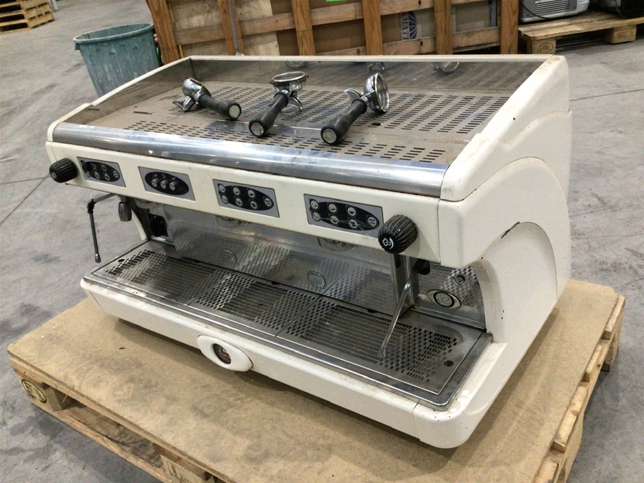 Astoria SAE./3-HS Coffee Machine Auction (0007-3026671) | Grays Australia