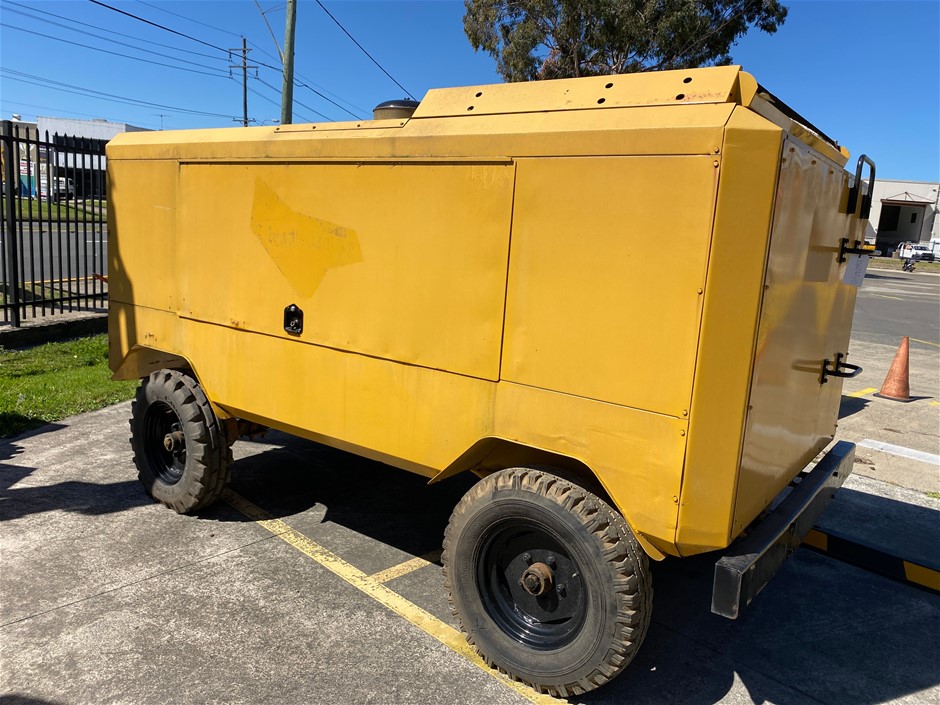 Ingersoll Rand XP900WCA Mobile Air Compressor Auction (0015-5053984 ...