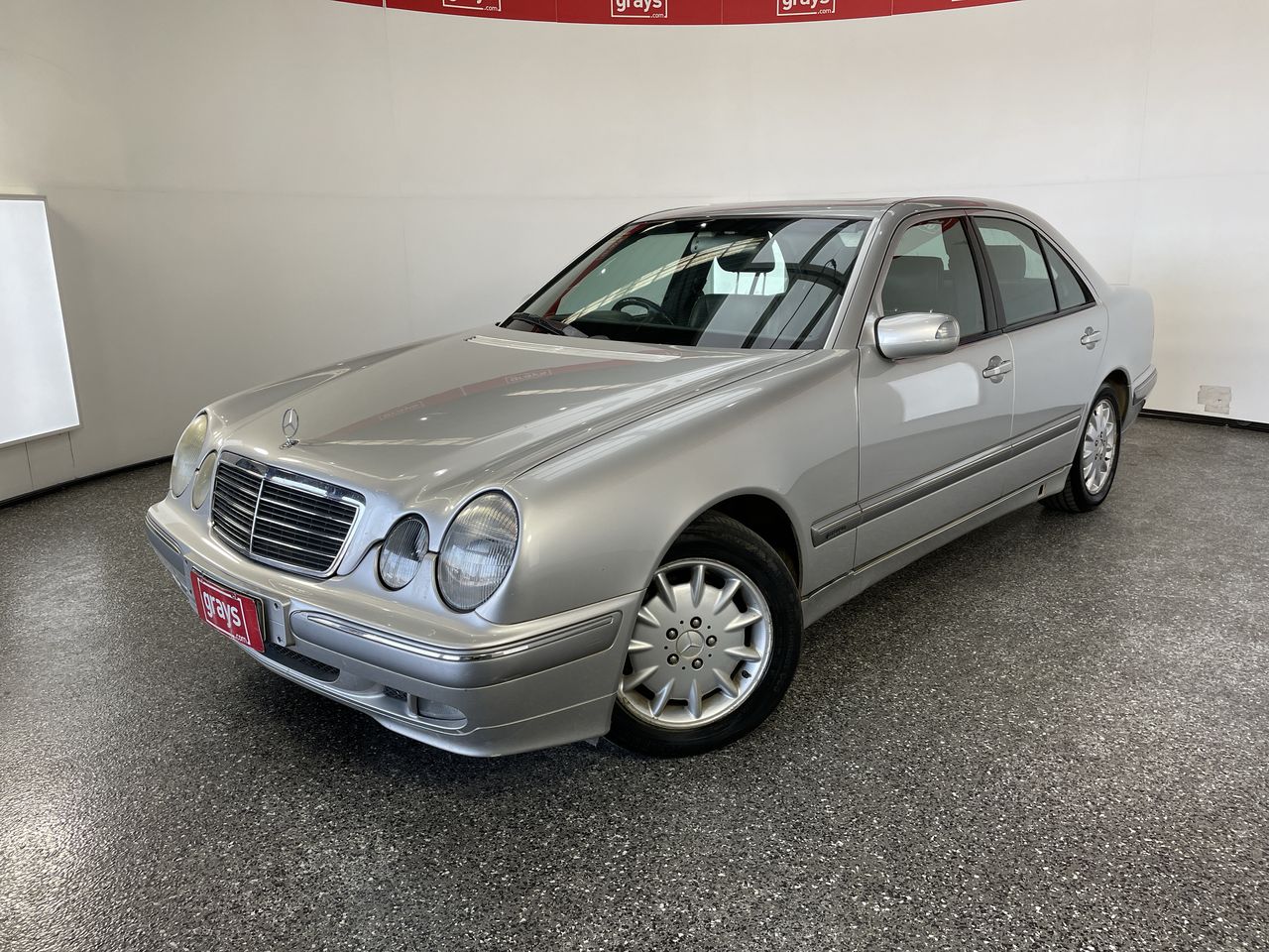 2000 Mercedes Benz E320 Avantgarde W210 Automatic Sedan Auction (0001 ...
