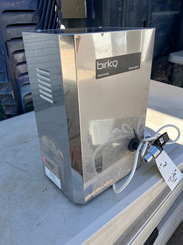 2018 Birko 1090074 ZIP Hot Water System (Chinchilla) Auction (0061 ...