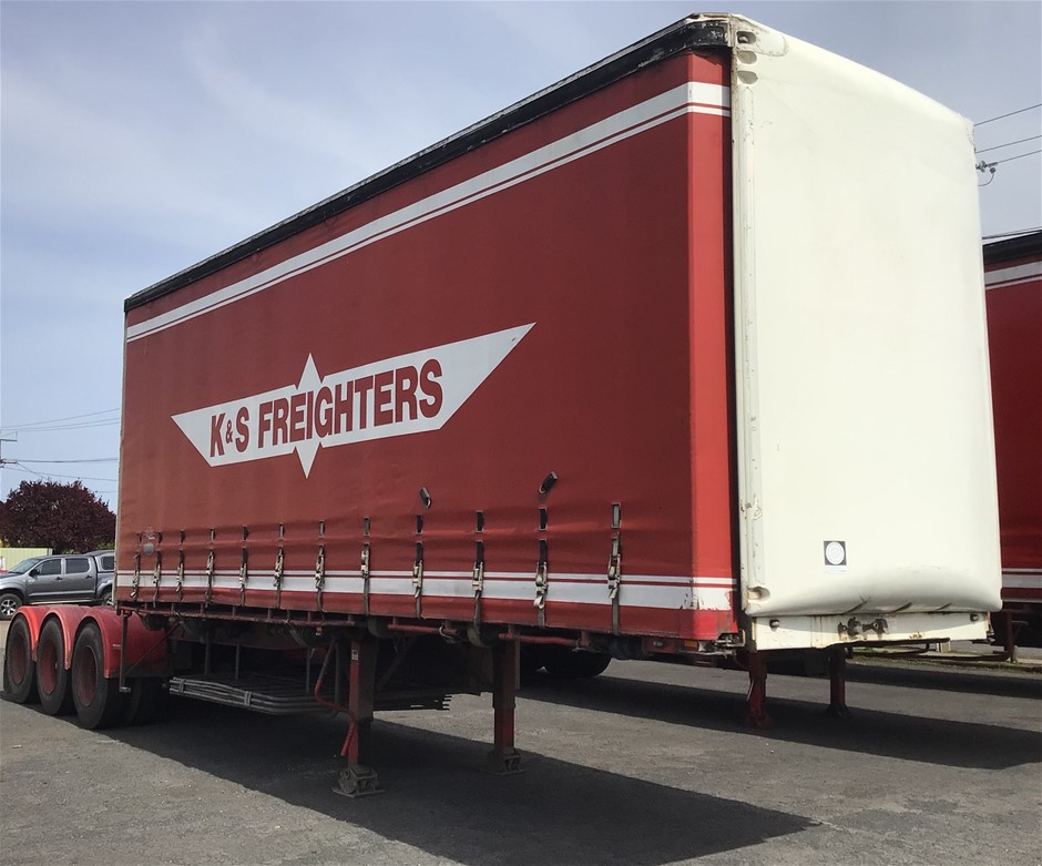 2001 Freighter ST3 Triaxle Curtainsider Lead Trailer Auction (0008-8017861) | Grays Australia