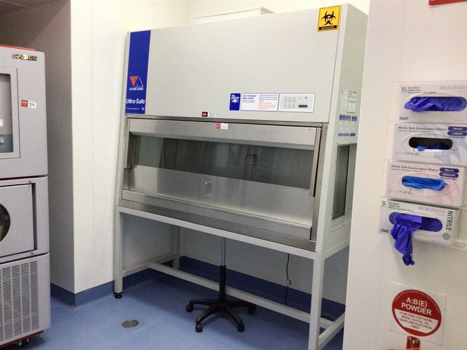 CLYDE APAC Ultrasafe Class II Biological Safety Cabinet Auction (0208 ...