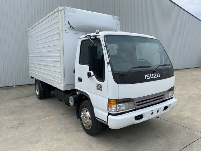 2004 Isuzu NPR400 Long 4x2 Pantech Truck Auction (0012-8017865) | Grays ...