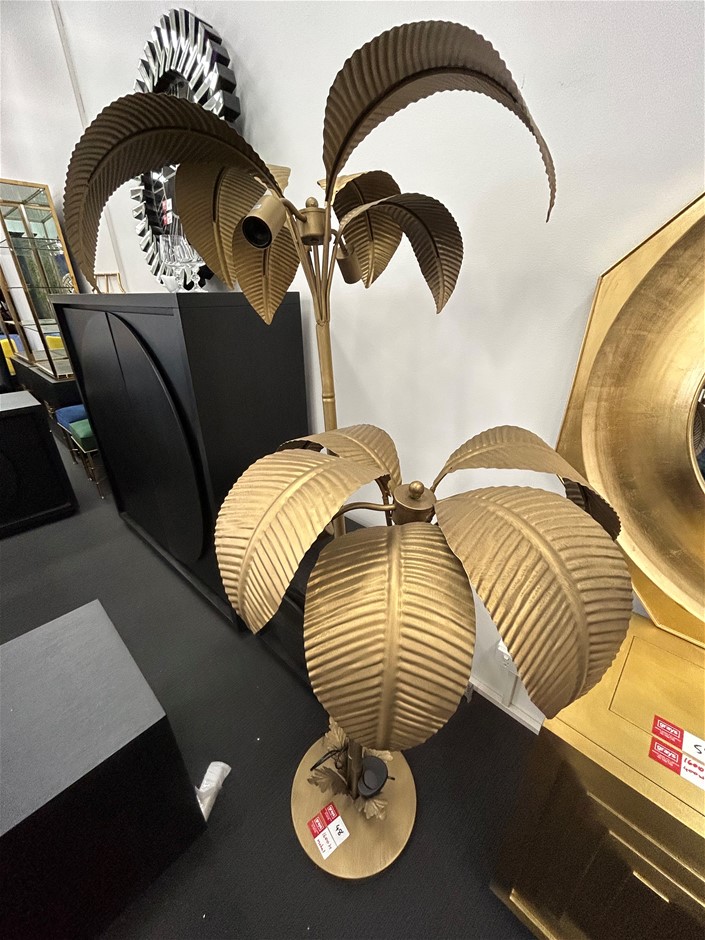 Metal Gold Finish Palm Leaf Floor Lamp Auction (0048-5054171) | Grays ...