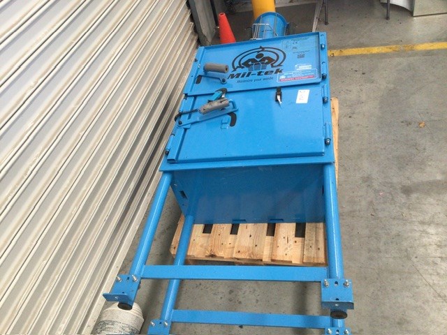 Mil-Tek 102HD Cardboard And Plastic Baler Auction (0014-9045176 ...