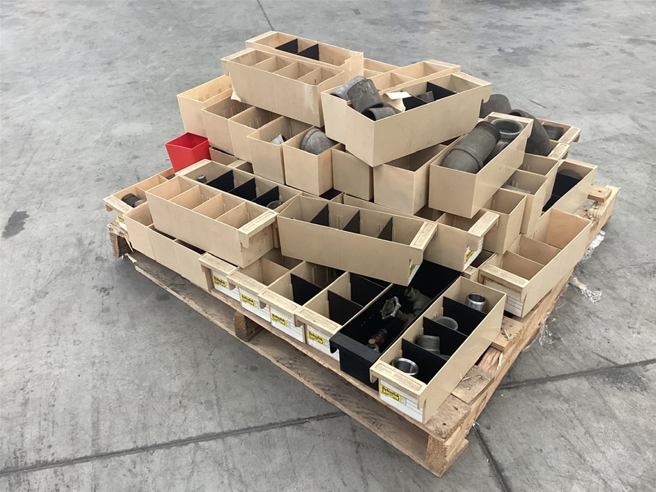 Pallet of Assorted Mechanical Fittings and Sundry Items. Auction (0018 ...