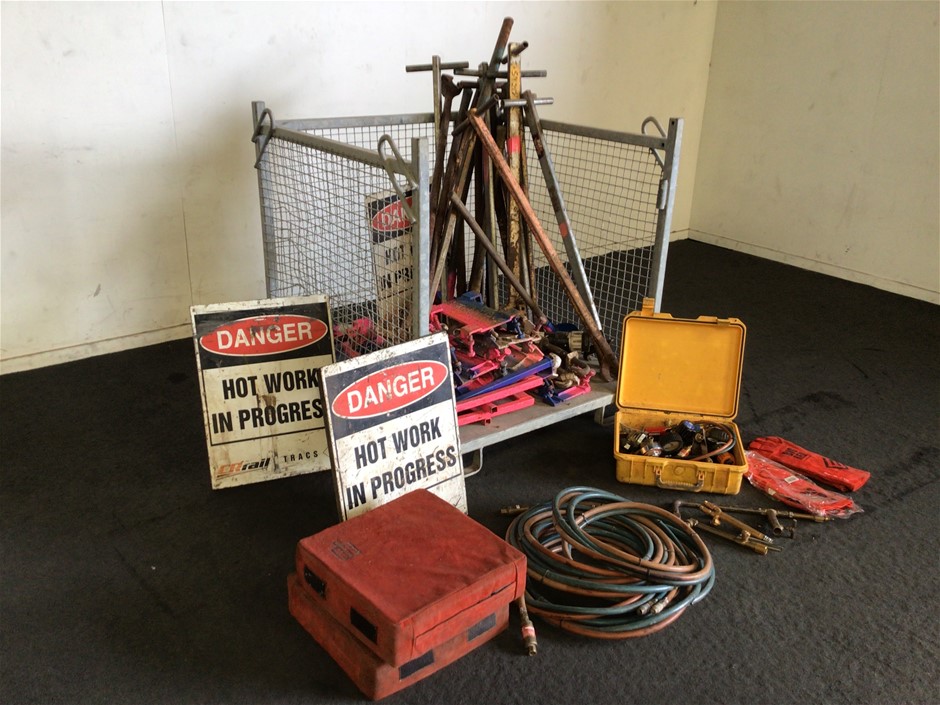 Qty. Various Manual Track Maintenance Tools Auction (0001-7049019 ...