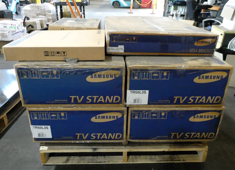 Pallet of Samsung TV Stands & Brackets Auction (0017-2188276) | Grays ...