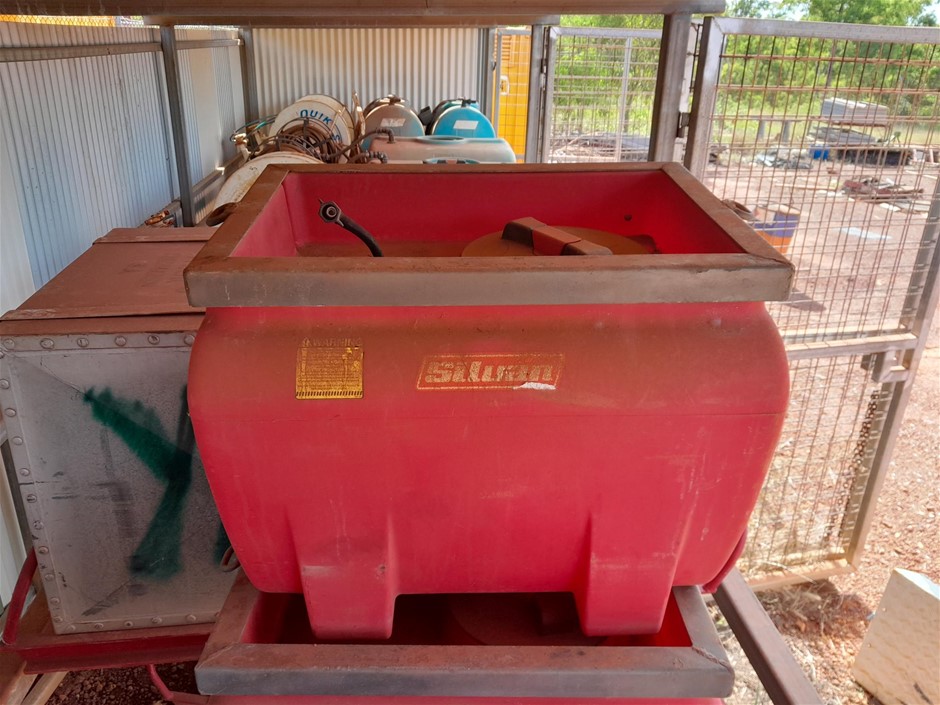 Silvan 100L Poly Tank Auction (0033-8017947) | Grays Australia