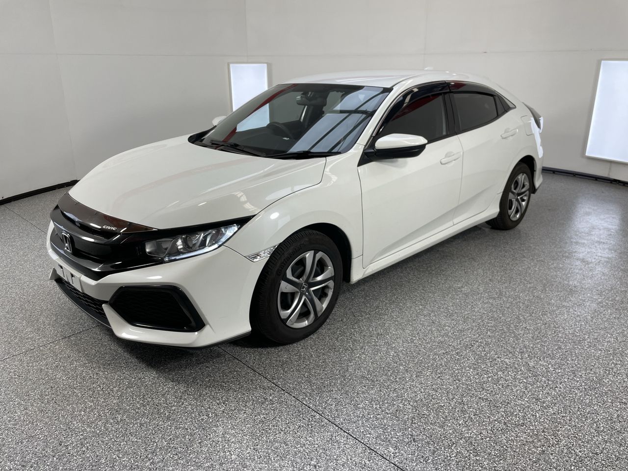 2019 Honda Civic VTi 10TH GEN CVT Hatchback(WOVR-INSPECTED) Auction ...