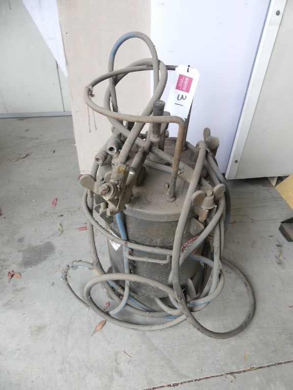 Painters Pressure Pot Auction (0031-5054254) | Grays Australia