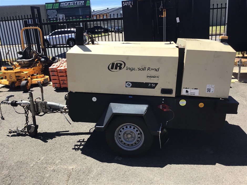 Ingeroll Rand 7-51 Trailer Mounted Compressor Auction (0032-5054897 ...