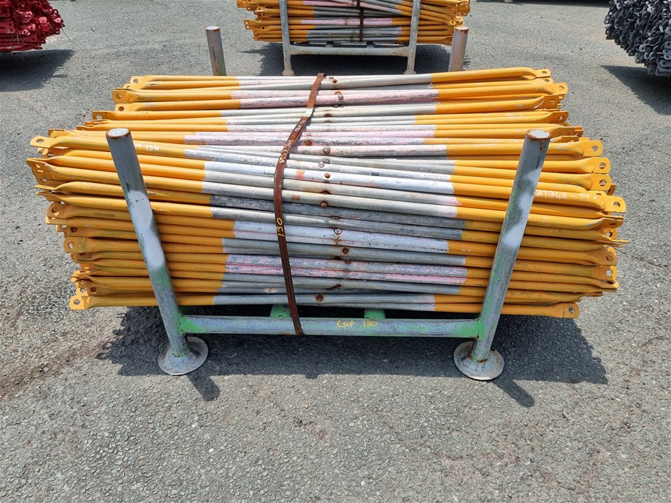Stillage Qty Of 1400mm Formwork Braces Auction (0130-7047706) | Grays ...