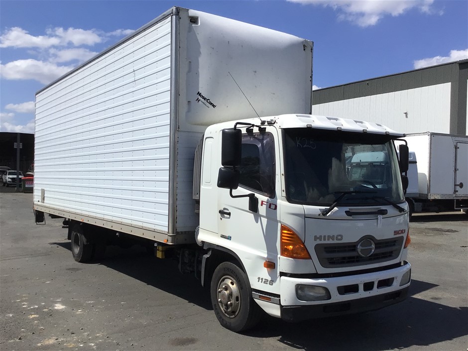 2012 Hino FD 500 4 x 2 Pantech Truck Auction (0029-5054631) | Grays ...