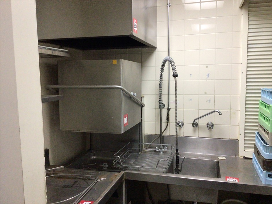 Stainless Steel Cleaning Bay Auction (0237-3027344) | Grays Australia