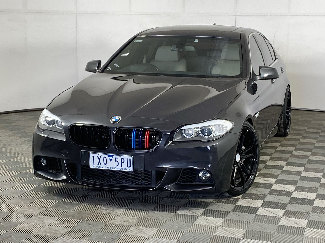 2010 BMW 5 Series 550i F10 LCI Automatic - 8 Speed Sedan Auction (0001 ...