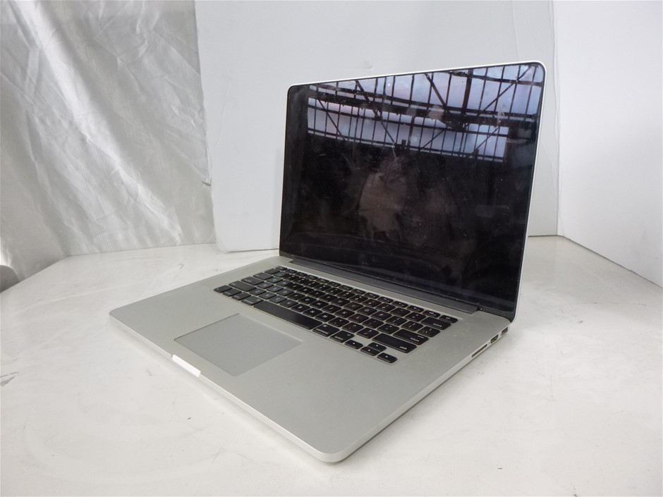 Apple Mac Book Pro A1398 Emc- 2909 Notebook Auction (0019-5055717 ...