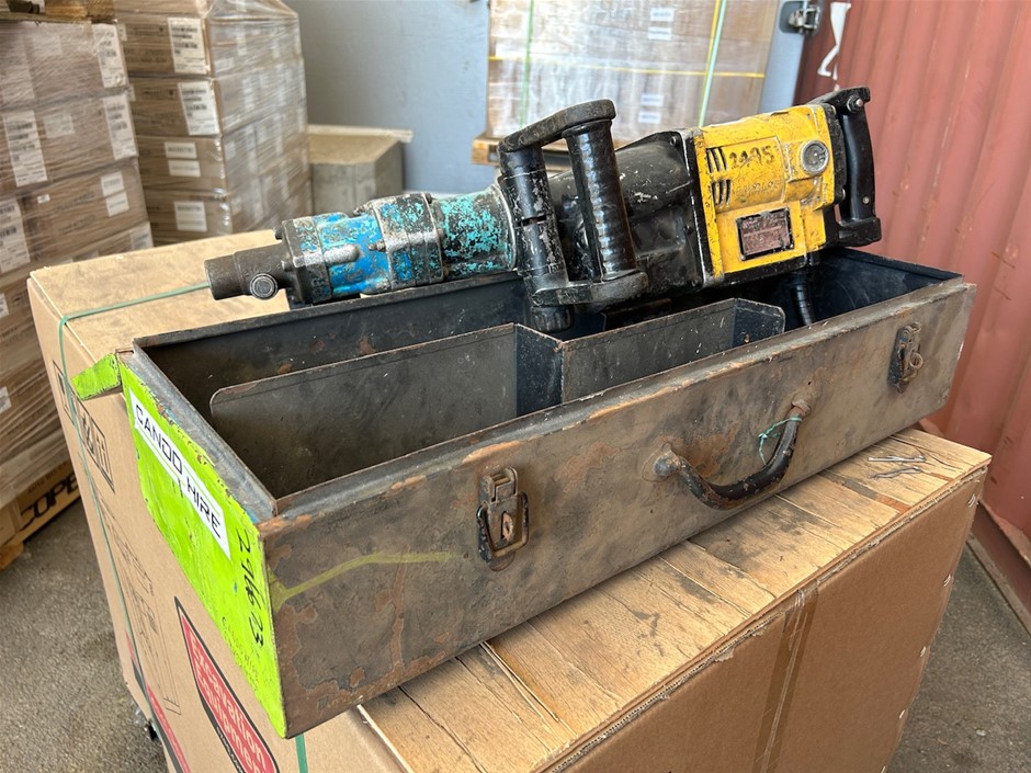 Kango Light Demolition Hammer Auction (0021-3027384) | Grays Australia