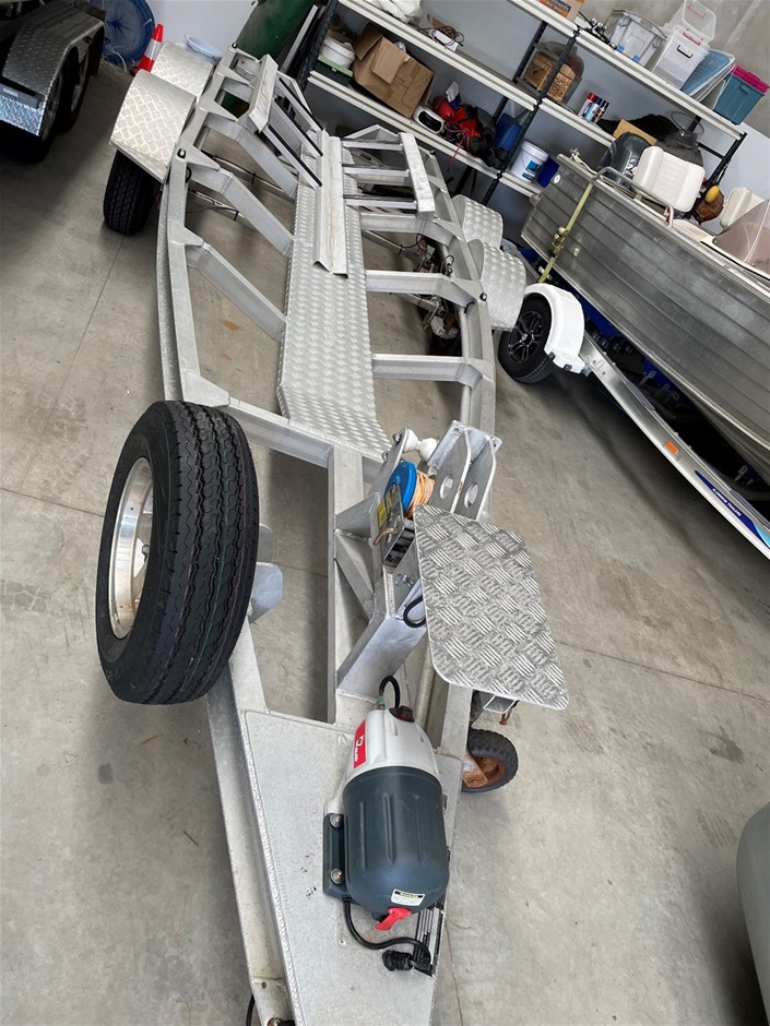 Dual Axle Boat Trailer Auction (0032-5054538) | Grays Australia