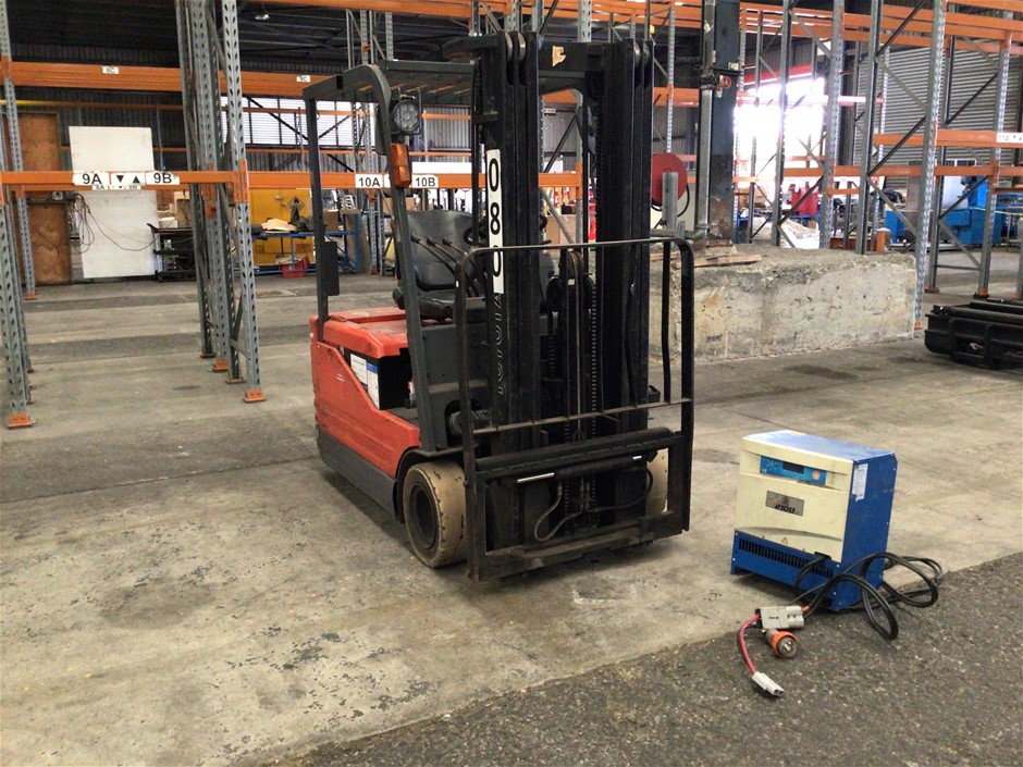 TOYOTA 5FBE18 Counterbalance Forklift Auction (0008-7048444) | Grays ...