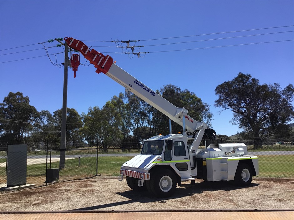 Franna Terex and Zoomlion Cranes, JLG All Terrain Boom Lift