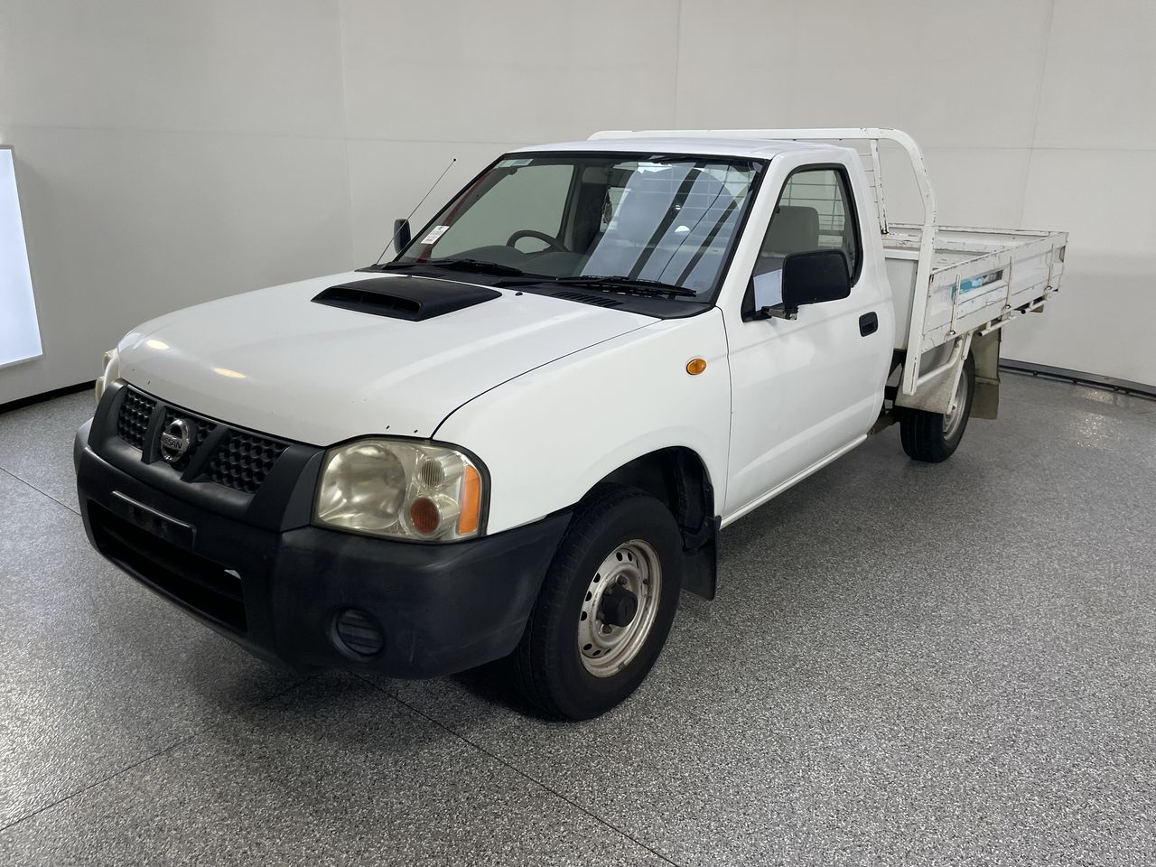 2009 Nissan Navara 4X2 DX D22 Turbo Diesel Manual Cab Chassis Auction ...
