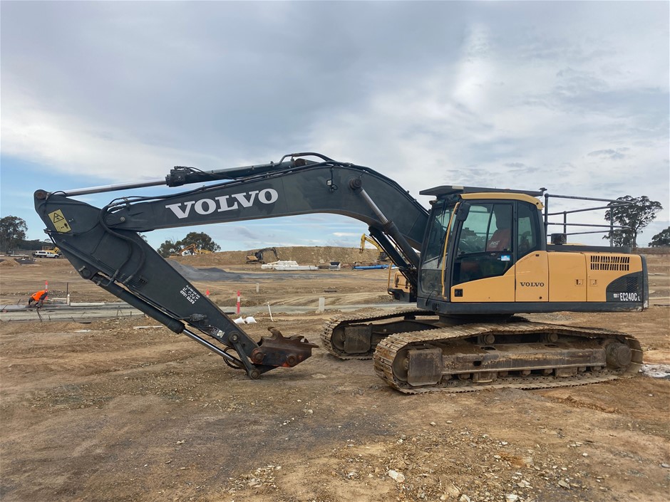 Volvo EC240CL Excavator Auction (0062-5054631) | Grays Australia