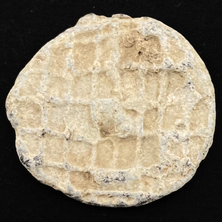 ANCIENT MEDIEVAL TRADERS CLOTH SEAL FEATURING A CHECKERED DESIGN ...