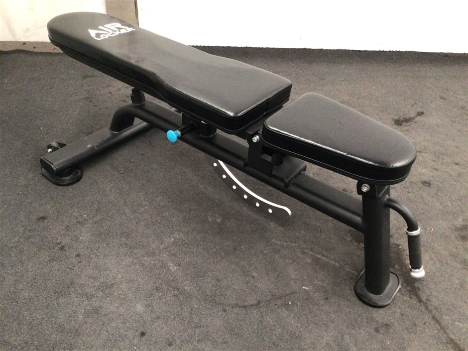 Adjustable Weight Bench Auction (0019-7048502) | Grays Australia