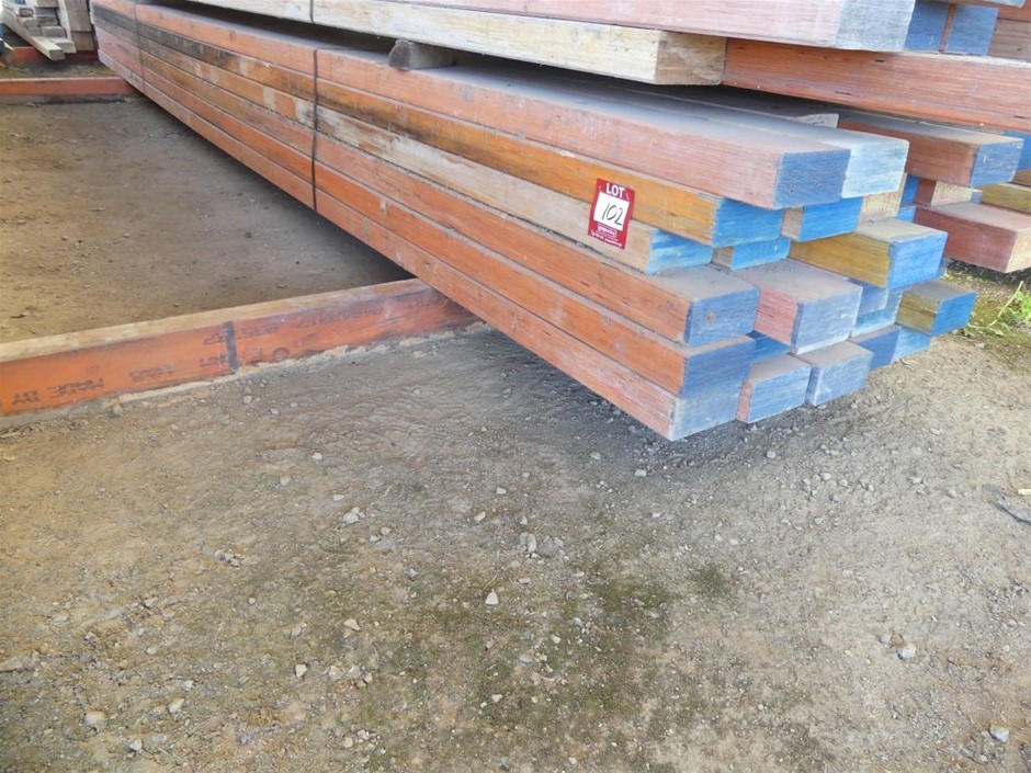Large Bundle Of LVL Structural Beams Auction (0102-5054877) | Grays ...