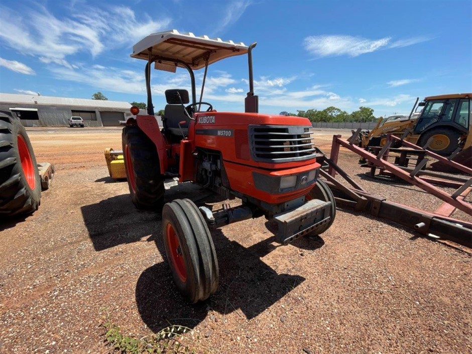 Kubota M5700 Tractor + Sweeper Auction (0002-8019206) | Grays Australia