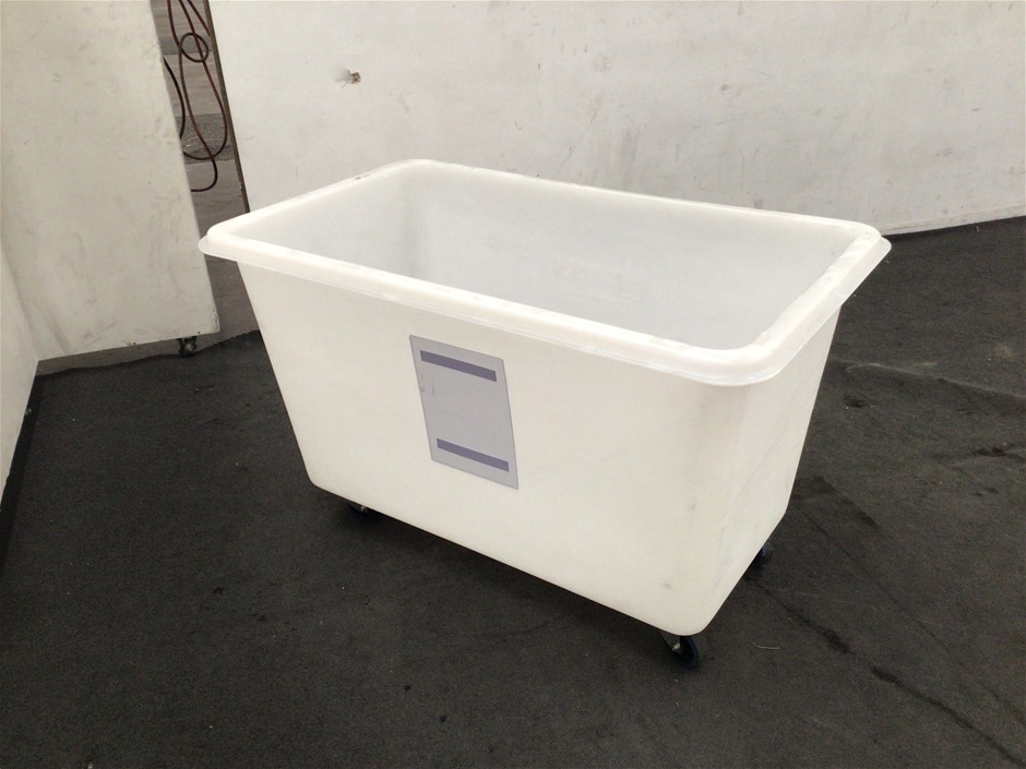 1 x large plastic tub on wheels Auction (0100-7049020) | Grays Australia