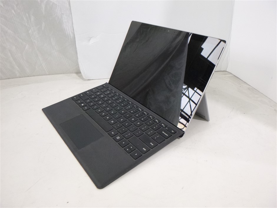 Microsoft Surface Pro ( 1796 ) Tablet Auction (0017-5055423) | Grays ...