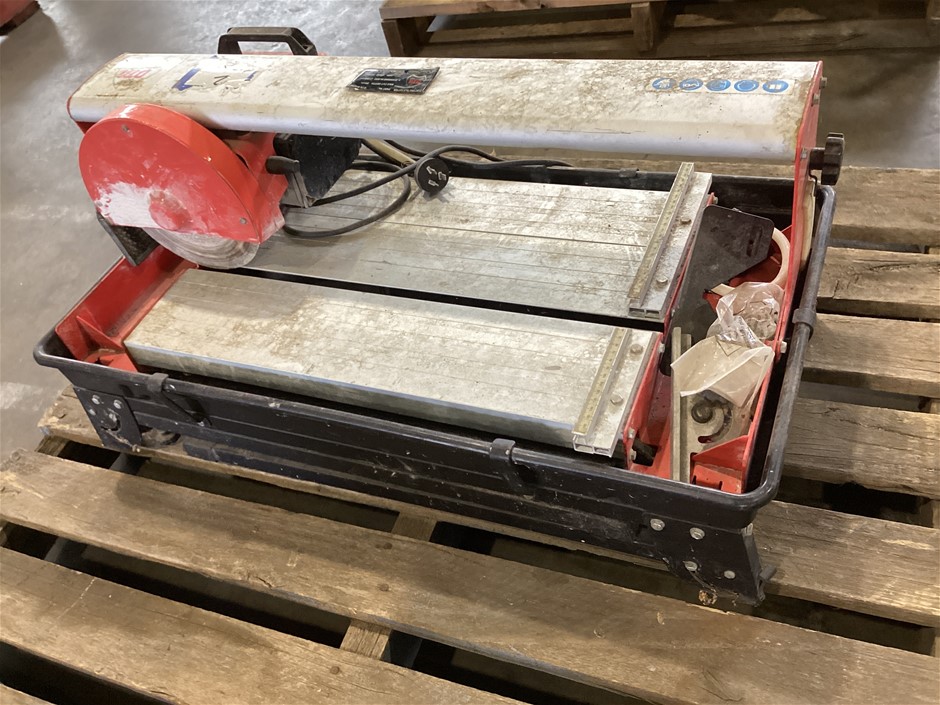 DTA Electric Tile Cutter Auction 0007 8018222 Grays Australia