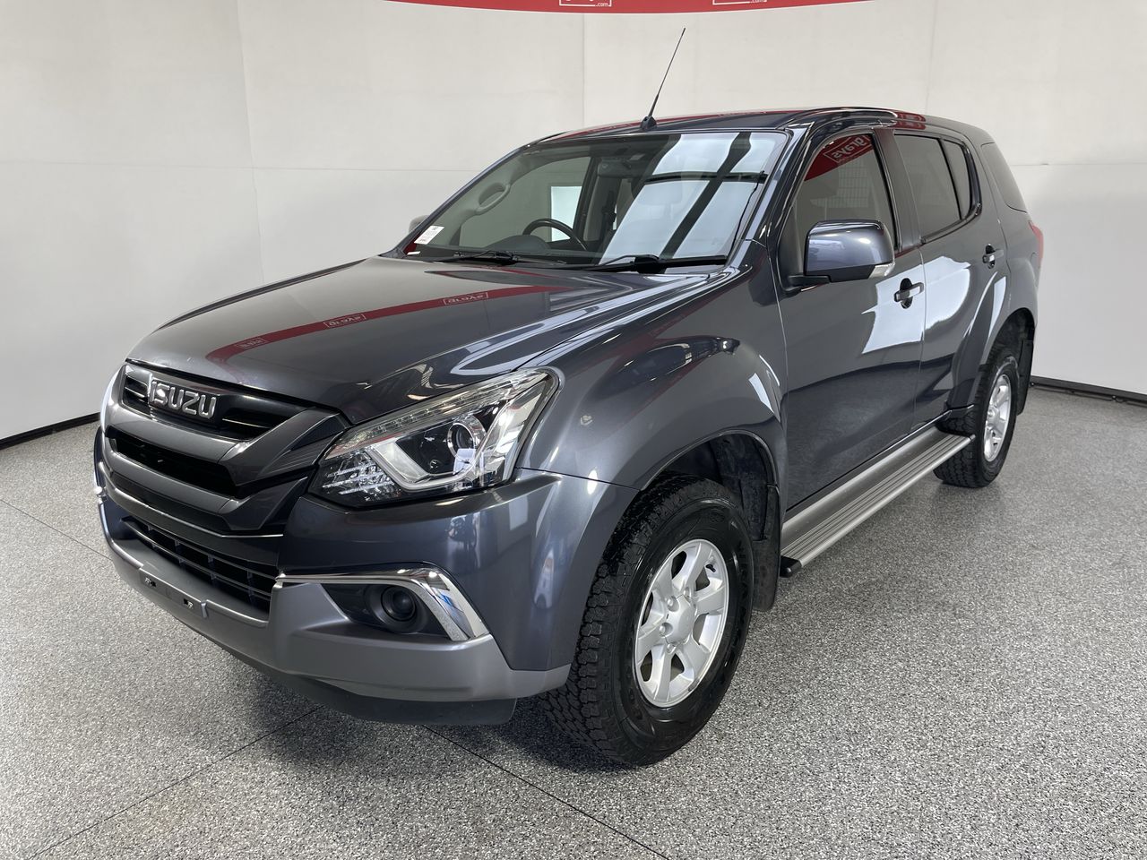 2020 Isuzu MU-X 4x2 LS-M Turbo Diesel Automatic 7 Seats Wagon Auction ...