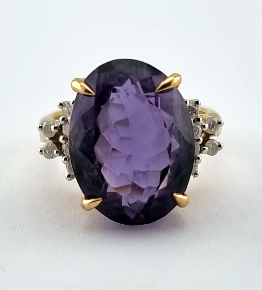 YELLOW GOLD, DIAMOND AND AMETHYST RING Auction (0004-2557661) | Grays ...