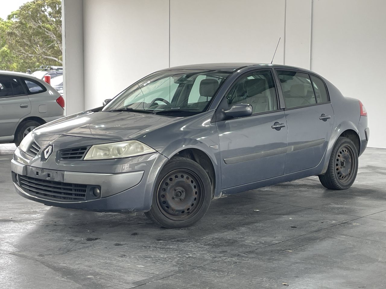 2007 Renault Megane Expression Automatic Sedan Auction (0001-21024137 ...